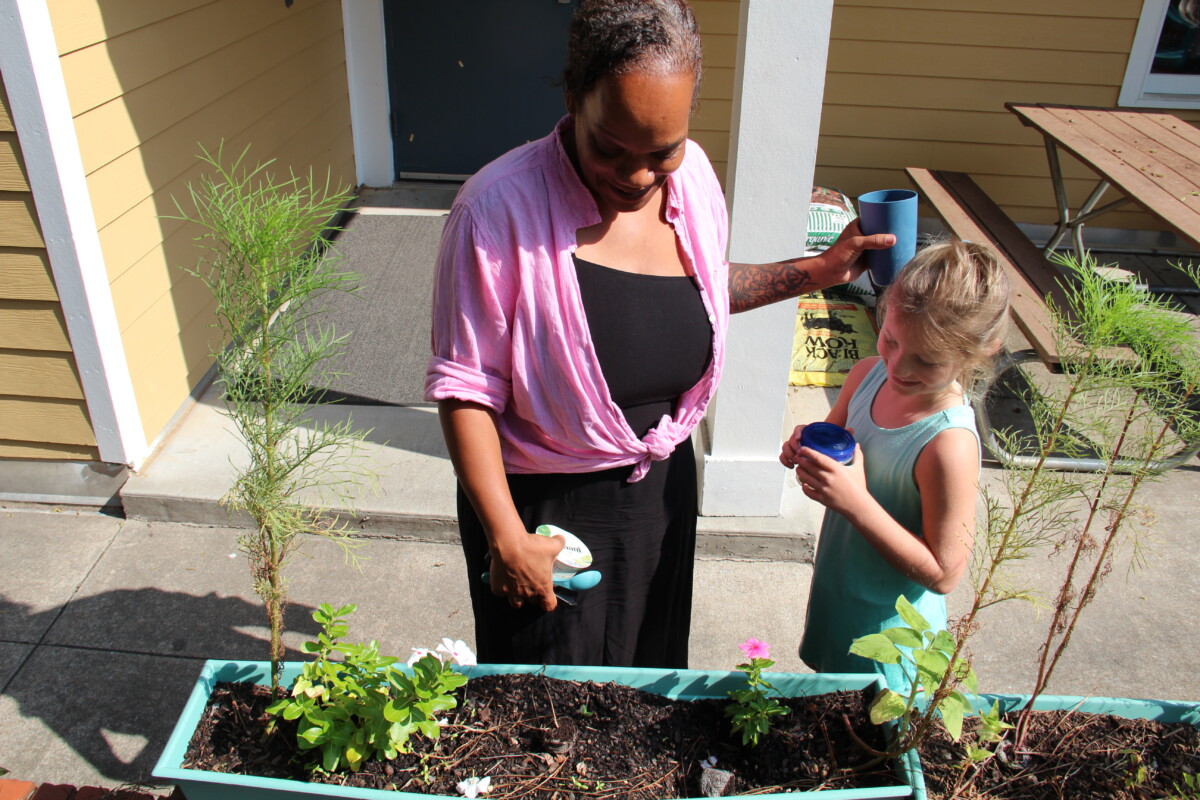 The First Six Weeks: Building a Foundation for Learning and Community ...